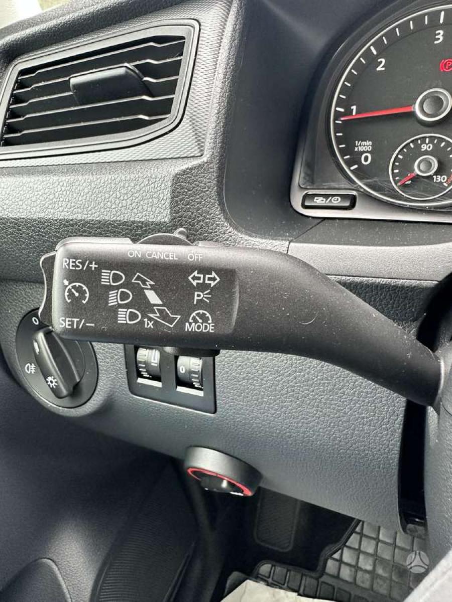 Grey Volkswagen Caddy 2019 in Siauliai, with an engine capacity of 1.97 L and mileage of 114 thousand km for 13900 €, photo 19 on AUTOMOTO.COM.LV