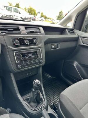Grey Volkswagen Caddy 2019 in Siauliai, with an engine capacity of 1.97 L and mileage of 114 thousand km for 13900 €, photo 24 on AUTOMOTO.COM.LV
