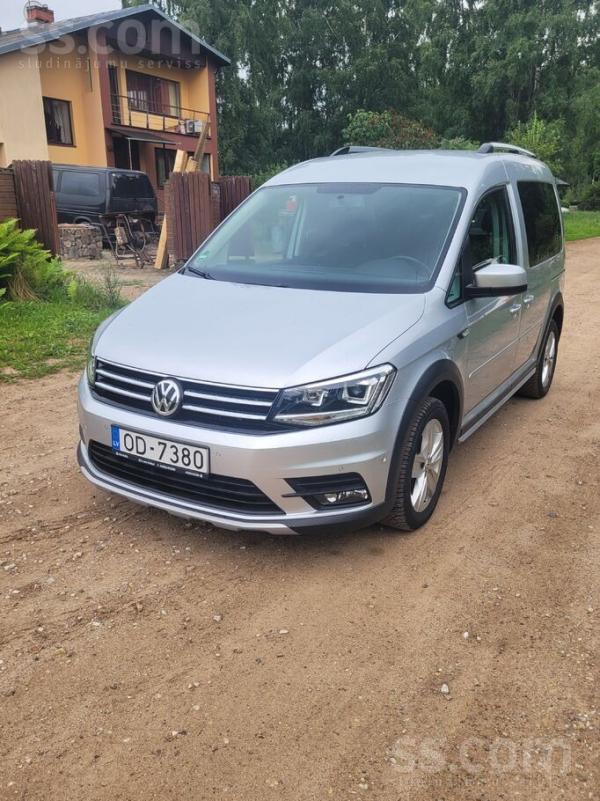 Pelēks Volkswagen Caddy 2019 Valmiera, ar dzinēja tilpumu 2.00 L un nobraukumu 38 tūkst. km par 15000 €, foto 1 vietnē AUTOMOTO.COM.LV
