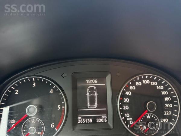 Grey Volkswagen Caddy 2019 in Liepaja, with an engine capacity of 2.00 L and mileage of 265 thousand km for 13500 €, photo 5 on AUTOMOTO.COM.LV