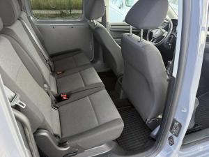 Grey Volkswagen Caddy 2019 in Vilnius, with an engine capacity of 1.97 L and mileage of 170 thousand km for 9999 €, photo 10 on AUTOMOTO.COM.LV