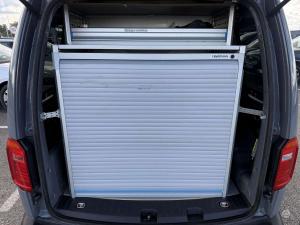 Grey Volkswagen Caddy 2019 in Vilnius, with an engine capacity of 1.97 L and mileage of 170 thousand km for 9999 €, photo 12 on AUTOMOTO.COM.LV