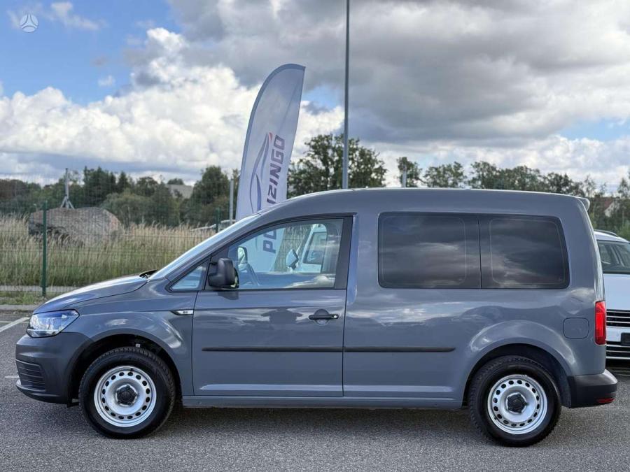 Grey Volkswagen Caddy 2019 in Vilnius, with an engine capacity of 1.97 L and mileage of 170 thousand km for 9999 €, photo 21 on AUTOMOTO.COM.LV