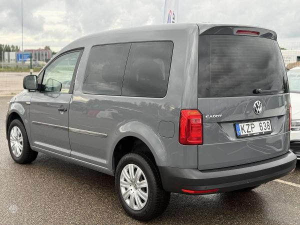Pelēks Volkswagen Caddy 2019 Viļņa, ar dzinēja tilpumu 1.97 L un nobraukumu 206 tūkst. km par 11800 €, foto 3 vietnē AUTOMOTO.COM.LV