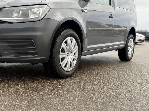 Pelēks Volkswagen Caddy 2019 Viļņa, ar dzinēja tilpumu 1.97 L un nobraukumu 206 tūkst. km par 11800 €, foto 5 vietnē AUTOMOTO.COM.LV
