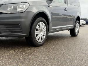 Pelēks Volkswagen Caddy 2019 Viļņa, ar dzinēja tilpumu 1.97 L un nobraukumu 206 tūkst. km par 11800 €, foto 5 vietnē AUTOMOTO.COM.LV