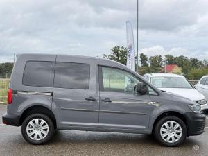 Pelēks Volkswagen Caddy 2019 Viļņa, ar dzinēja tilpumu 1.97 L un nobraukumu 206 tūkst. km par 11800 €, foto 10 vietnē AUTOMOTO.COM.LV