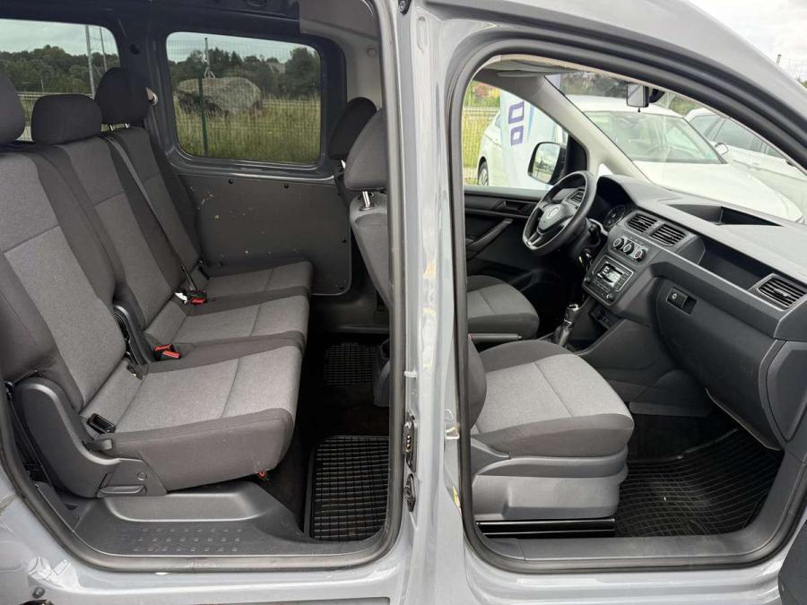 Pelēks Volkswagen Caddy 2019 Viļņa, ar dzinēja tilpumu 1.97 L un nobraukumu 206 tūkst. km par 11800 €, foto 16 vietnē AUTOMOTO.COM.LV