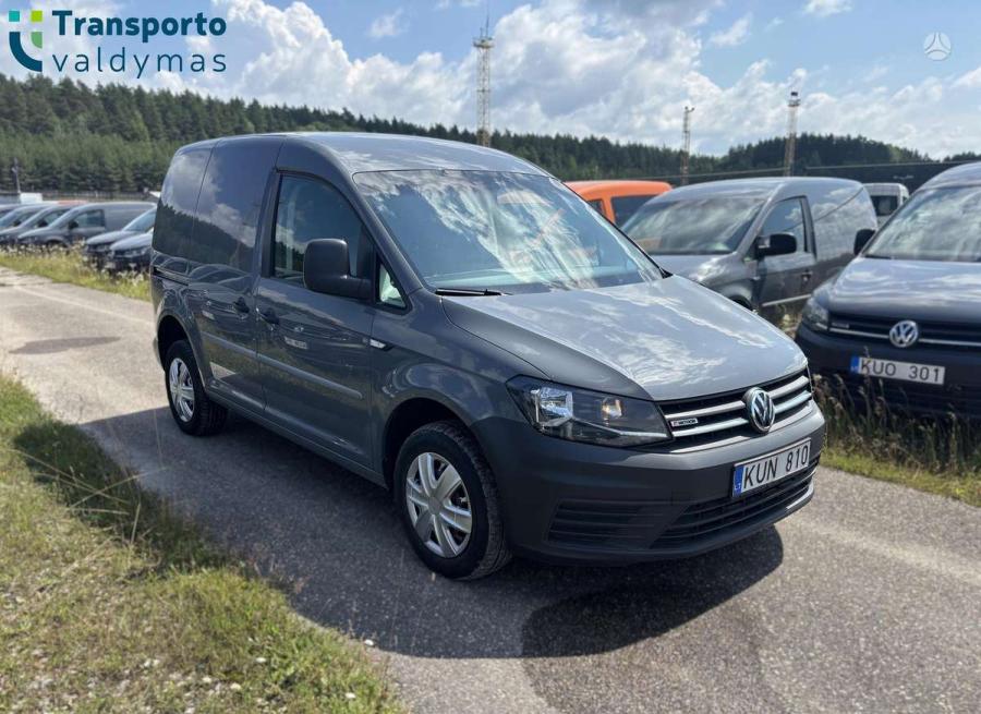 Grey Volkswagen Caddy 2019 in Vilnius, with an engine capacity of 1.97 L and mileage of 153 thousand km for 8000 €, photo 4 on AUTOMOTO.COM.LV