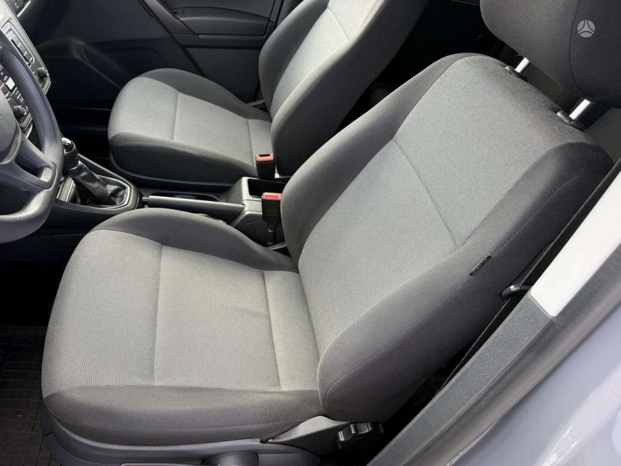 Pelēks Volkswagen Caddy 2019 Viļņa, ar dzinēja tilpumu 1.97 L un nobraukumu 185 tūkst. km par 11999 €, foto 15 vietnē AUTOMOTO.COM.LV