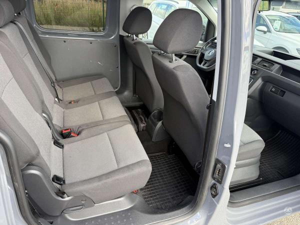 Volkswagen Caddy 2019 Viļņa vietnē Pelēks Volkswagen Caddy 2019 Viļņa, ar dzinēja tilpumu 1.97 L un nobraukumu 185 tūkst. km par 11999 €, foto 10 vietnē AUTOMOTO.COM.LV