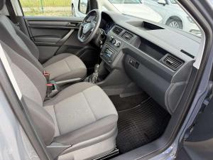 Grey Volkswagen Caddy 2019 in Vilnius, with an engine capacity of 1.97 L and mileage of 185 thousand km for 11999 €, photo 11 on AUTOMOTO.COM.LV