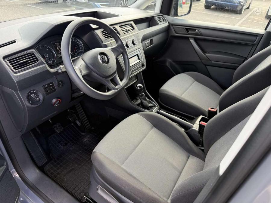 Grey Volkswagen Caddy 2019 in Vilnius, with an engine capacity of 1.97 L and mileage of 185 thousand km for 11999 €, photo 16 on AUTOMOTO.COM.LV