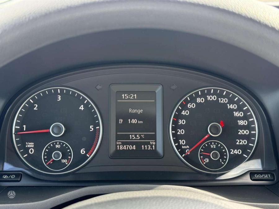 Grey Volkswagen Caddy 2019 in Vilnius, with an engine capacity of 1.97 L and mileage of 185 thousand km for 11999 €, photo 28 on AUTOMOTO.COM.LV