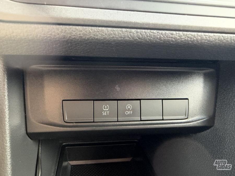 Grey Volkswagen Caddy 2019 in Vilnius, with an engine capacity of 2.00 L and mileage of 211 thousand km for 9999 €, photo 21 on AUTOMOTO.COM.LV