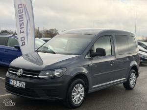 Grey Volkswagen Caddy 2019 in Vilnius, with an engine capacity of 2.00 L and mileage of 211 thousand km for 9999 €, photo 25 on AUTOMOTO.COM.LV