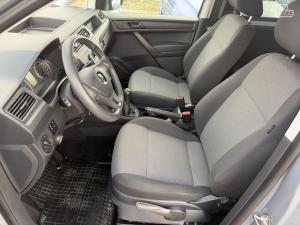 Grey Volkswagen Caddy 2019 in Vilnius, with an engine capacity of 2.00 L and mileage of 211 thousand km for 9999 €, photo 27 on AUTOMOTO.COM.LV