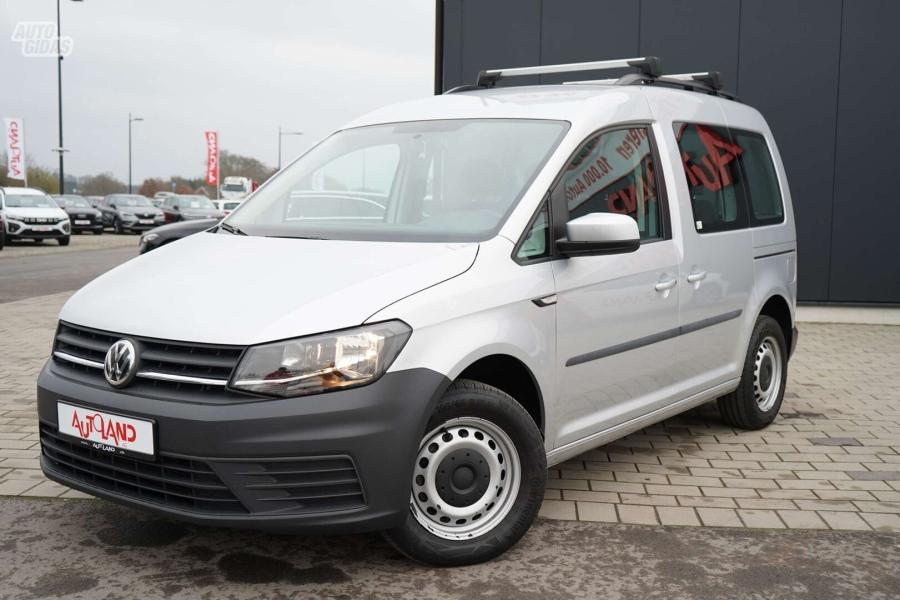 Grey Volkswagen Caddy 2020 in Kaunas, with an engine capacity of 1.00 L and mileage of 75 thousand km for 22349 €, photo 1 on AUTOMOTO.COM.LV