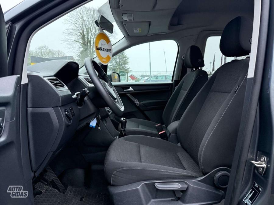Grey Volkswagen Caddy 2020 in Kaunas, with an engine capacity of 2.00 L and mileage of 94 thousand km for 21688 €, photo 8 on AUTOMOTO.COM.LV