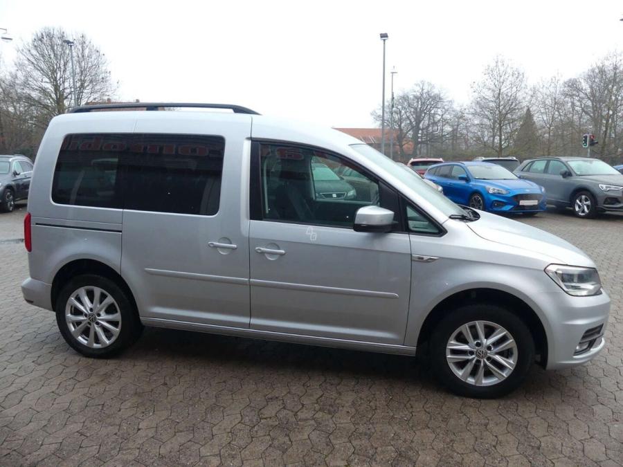 Grey Volkswagen Caddy 2020 in Kaunas, with an engine capacity of 2.00 L and mileage of 65 thousand km for 22630 €, photo 6 on AUTOMOTO.COM.LV