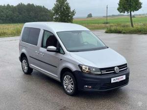 Grey Volkswagen Caddy 2020 in Ukmerge, with an engine capacity of 1.97 L and mileage of 82 thousand km for 18500 €, photo 3 on AUTOMOTO.COM.LV