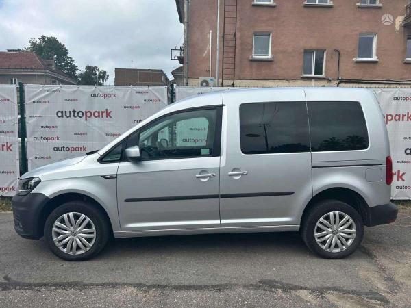 Grey Volkswagen Caddy 2020 in Klaipeda, with an engine capacity of 1.97 L and mileage of 92 thousand km for 18200 €, photo 4 on AUTOMOTO.COM.LV