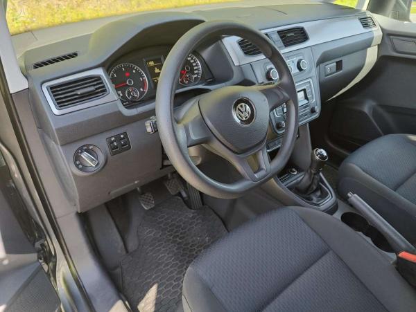 Volkswagen Caddy 2020 Kauņa vietnē Pelēks Volkswagen Caddy 2020 Kauņa, ar dzinēja tilpumu 2.00 L un nobraukumu 230 tūkst. km par 9999 €, foto 9 vietnē AUTOMOTO.COM.LV