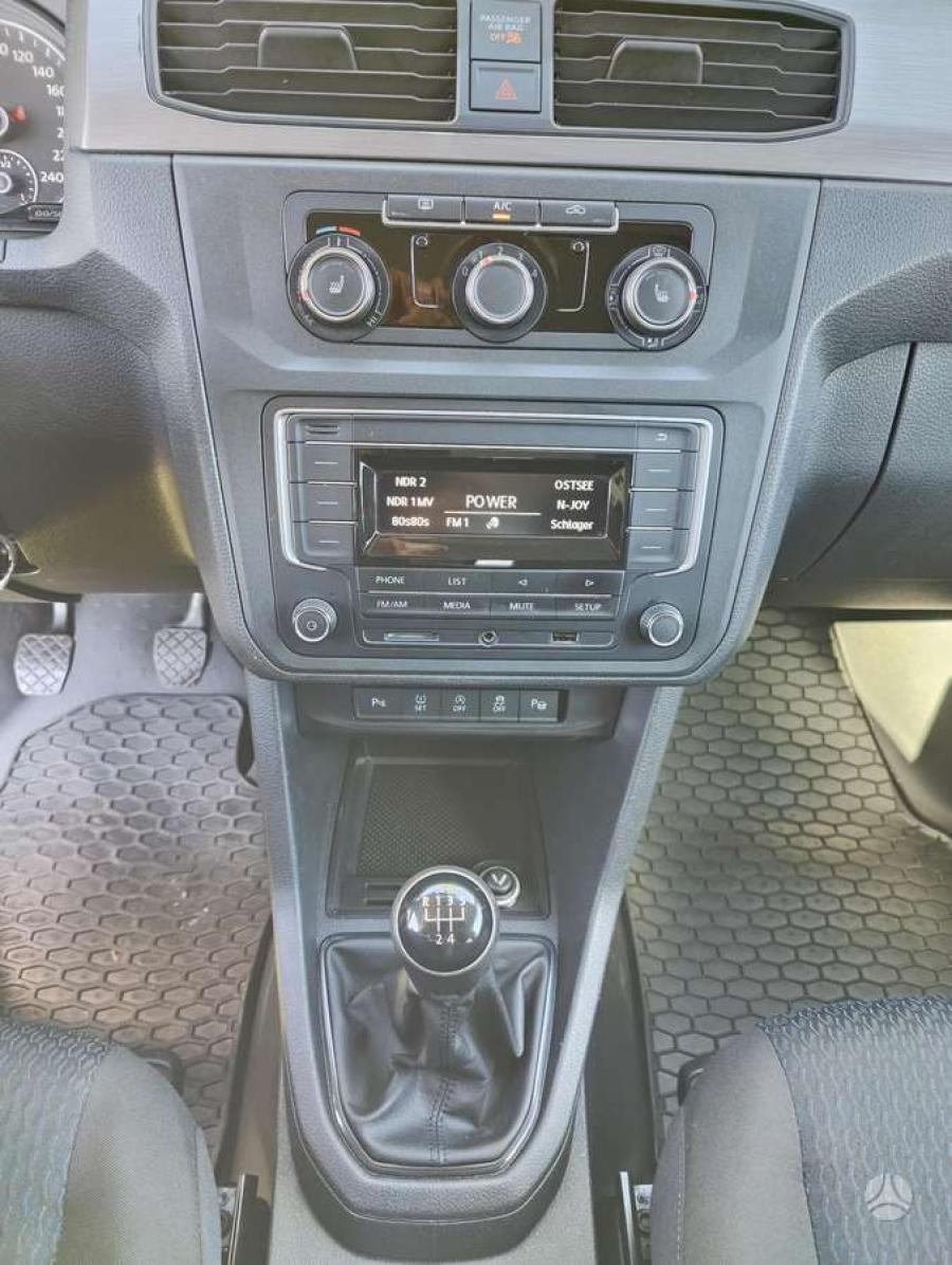 Pelēks Volkswagen Caddy 2020 Kauņa, ar dzinēja tilpumu 2.00 L un nobraukumu 230 tūkst. km par 9999 €, foto 11 vietnē AUTOMOTO.COM.LV