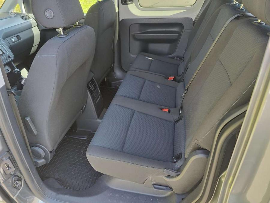 Pelēks Volkswagen Caddy 2020 Kauņa, ar dzinēja tilpumu 2.00 L un nobraukumu 230 tūkst. km par 9999 €, foto 12 vietnē AUTOMOTO.COM.LV