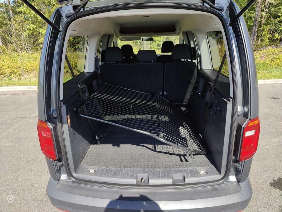Pelēks Volkswagen Caddy 2020 Kauņa, ar dzinēja tilpumu 2.00 L un nobraukumu 230 tūkst. km par 9999 €, foto 13 vietnē AUTOMOTO.COM.LV