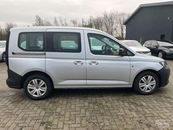 Grey Volkswagen Caddy 2021 in Kaunas, with an engine capacity of 2.00 L and mileage of 31 thousand km for 25249 €, photo 5 on AUTOMOTO.COM.LV
