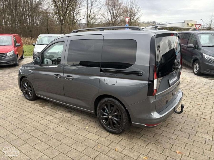 Grey Volkswagen Caddy 2021 in Kaunas, with an engine capacity of 2.00 L and mileage of 30 thousand km for 28467 €, photo 7 on AUTOMOTO.COM.LV
