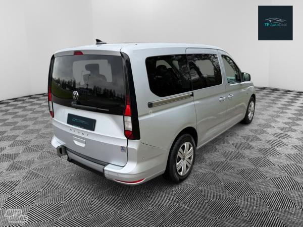 Grey Volkswagen Caddy 2021 in Kaunas, with an engine capacity of 2.00 L and mileage of 370 thousand km for 16799 €, photo 4 on AUTOMOTO.COM.LV