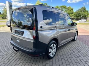 Grey Volkswagen Caddy 2021 in Siauliai, with an engine capacity of 1.97 L and mileage of 79 thousand km for 19900 €, photo 4 on AUTOMOTO.COM.LV