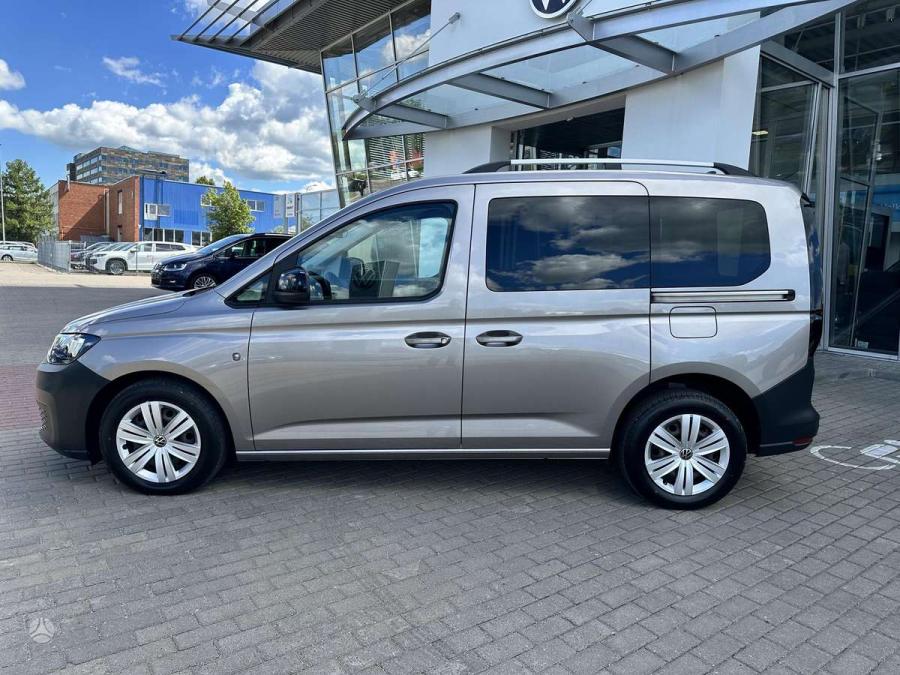 Grey Volkswagen Caddy 2021 in Siauliai, with an engine capacity of 1.97 L and mileage of 79 thousand km for 19900 €, photo 11 on AUTOMOTO.COM.LV