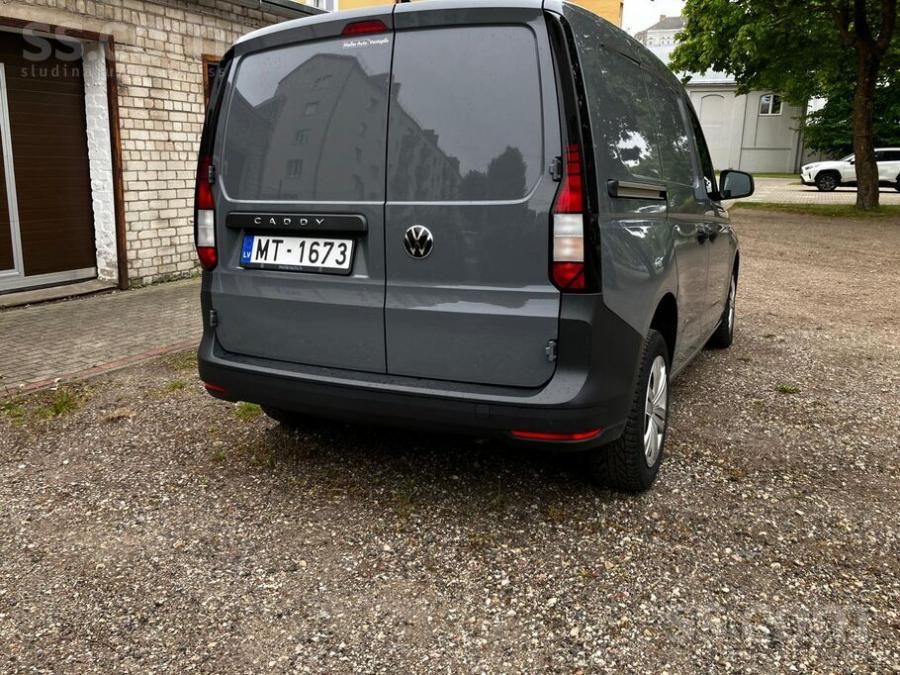 Pelēks Volkswagen Caddy 2021 Liepāja, ar dzinēja tilpumu 2.00 L un nobraukumu 90 tūkst. km par 11200 €, foto 5 vietnē AUTOMOTO.COM.LV