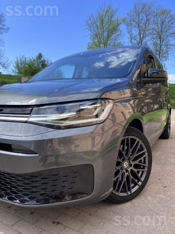 Pelēks Volkswagen Caddy 2021 Daugavpils, ar dzinēja tilpumu 2.00 L un nobraukumu 279 tūkst. km par 19500 €, foto 4 vietnē AUTOMOTO.COM.LV