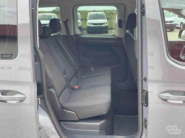 Pelēks Volkswagen Caddy 2022 Viļņa, ar dzinēja tilpumu 2.00 L un nobraukumu 69 tūkst. km par 23900 €, foto 6 vietnē AUTOMOTO.COM.LV