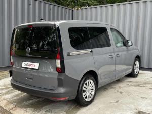 Grey Volkswagen Caddy 2022 in Vilnius, with an engine capacity of 1.97 L and mileage of 59 thousand km for 22500 €, photo 5 on AUTOMOTO.COM.LV