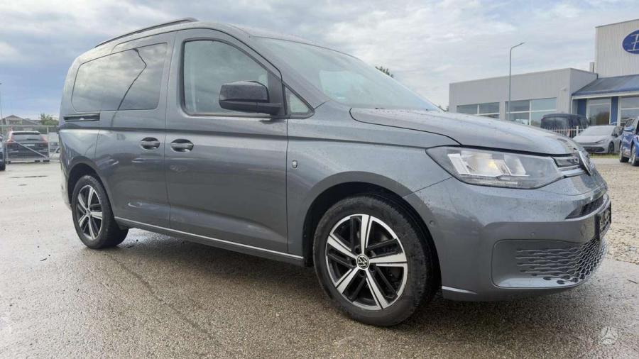 Pelēks Volkswagen Caddy 2022 Šauļi, ar dzinēja tilpumu 1.97 L un nobraukumu 68 tūkst. km par 18950 €, foto 5 vietnē AUTOMOTO.COM.LV