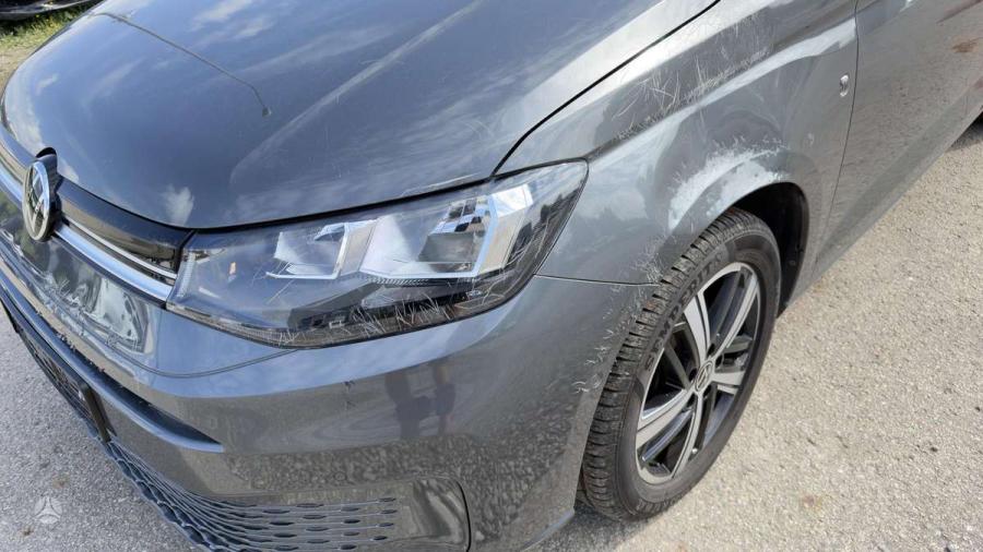 Pelēks Volkswagen Caddy 2022 Šauļi, ar dzinēja tilpumu 1.97 L un nobraukumu 68 tūkst. km par 18950 €, foto 12 vietnē AUTOMOTO.COM.LV