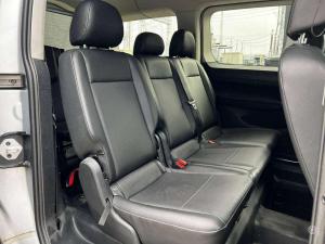 Grey Volkswagen Caddy 2022 in Siauliai, with an engine capacity of 2.00 L and mileage of 317 thousand km for 14300 €, photo 9 on AUTOMOTO.COM.LV