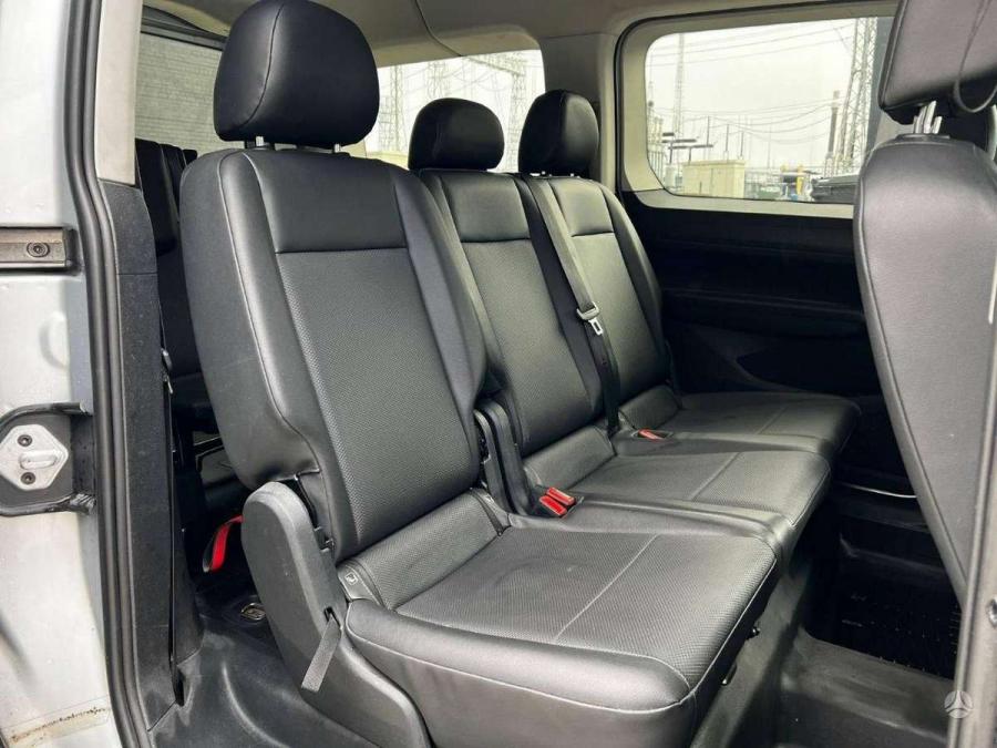 Grey Volkswagen Caddy 2022 in Siauliai, with an engine capacity of 2.00 L and mileage of 317 thousand km for 14300 €, photo 9 on AUTOMOTO.COM.LV