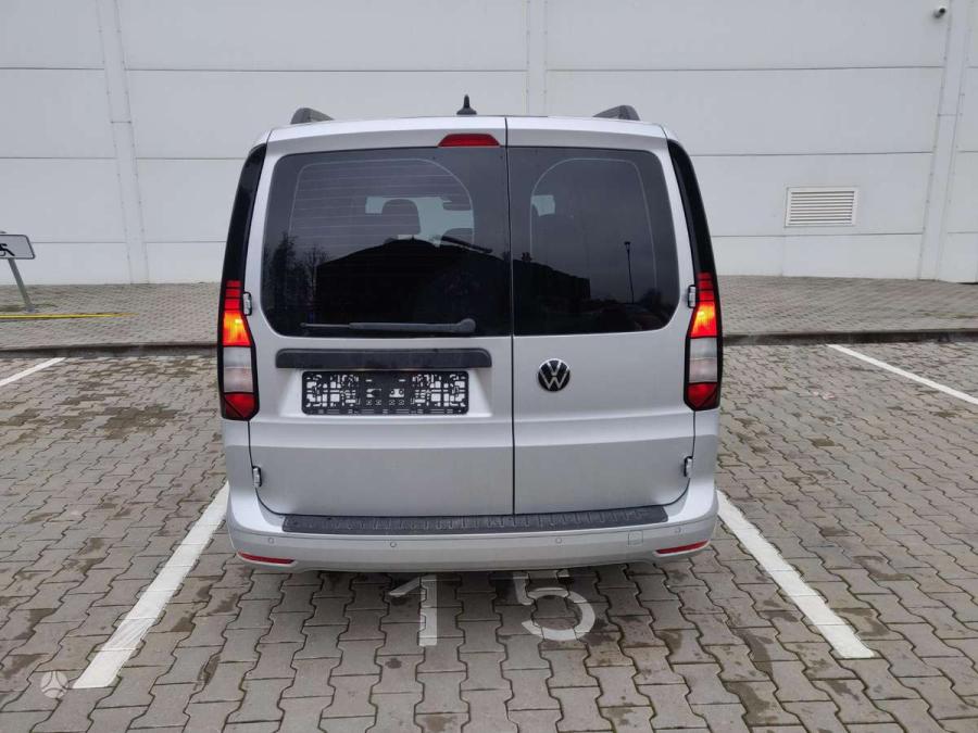 Pelēks Volkswagen Caddy 2023 Kauņa, ar dzinēja tilpumu 2.00 L un nobraukumu 67 tūkst. km par 24900 €, foto 5 vietnē AUTOMOTO.COM.LV