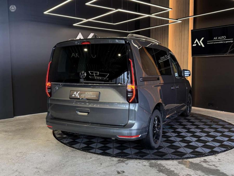 Pelēks Volkswagen Caddy 2023 Kauņa, ar dzinēja tilpumu 1.97 L un nobraukumu 36 tūkst. km par 28990 €, foto 10 vietnē AUTOMOTO.COM.LV