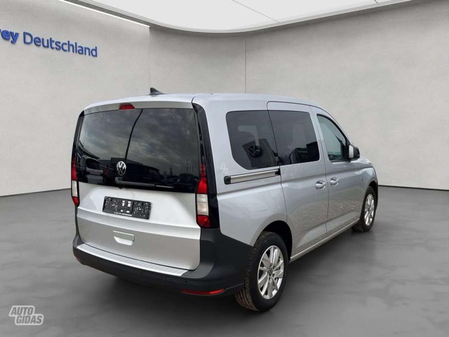 Grey Volkswagen Caddy 2024 in Kaunas, with an engine capacity of 2.00 L and mileage of 13 thousand km for 31951 €, photo 6 on AUTOMOTO.COM.LV