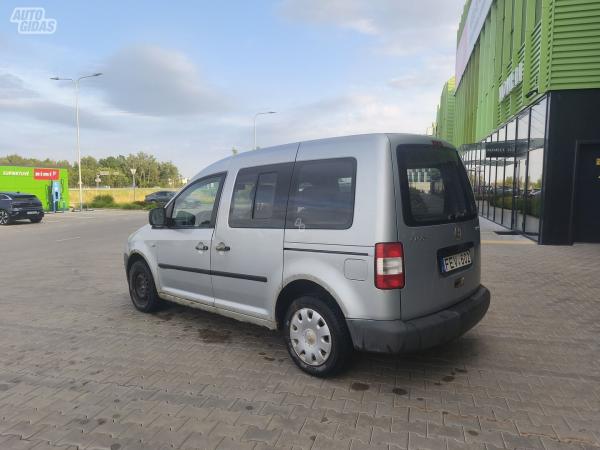 Pelēks Volkswagen Caddy 2024 Viļņa, ar dzinēja tilpumu 1.90 L un nobraukumu 535 tūkst. km par 1000 €, foto 8 vietnē AUTOMOTO.COM.LV