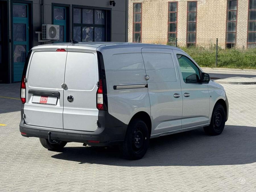 Grey Volkswagen Caddy 2024 in Kaunas, with an engine capacity of 1.97 L and mileage of 4 thousand km for 28800 €, photo 7 on AUTOMOTO.COM.LV