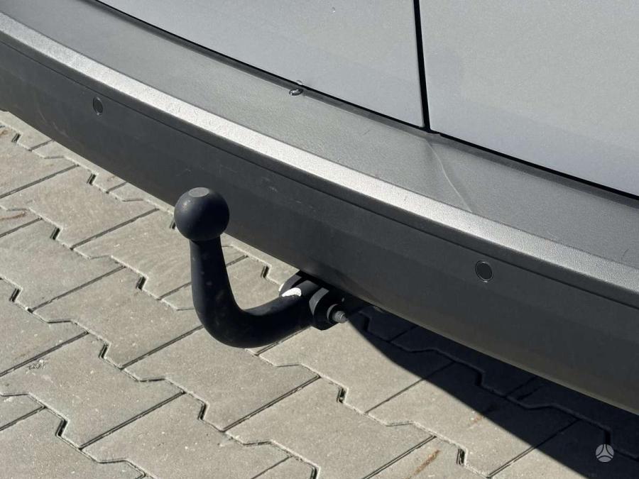 Grey Volkswagen Caddy 2024 in Kaunas, with an engine capacity of 1.97 L and mileage of 4 thousand km for 28800 €, photo 9 on AUTOMOTO.COM.LV
