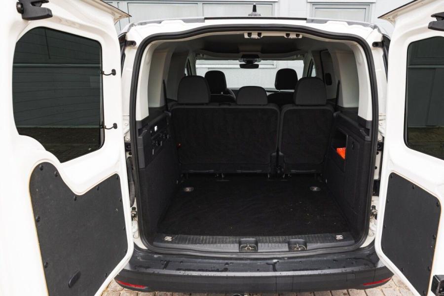Pelēks Volkswagen Caddy 2024 Ventspils, ar dzinēja tilpumu 2.00 L un nobraukumu 88 tūkst. km par 19300 €, foto 14 vietnē AUTOMOTO.COM.LV